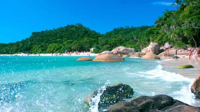 Las mejores 10 islas playeras de Brasil | Costa Cruceros