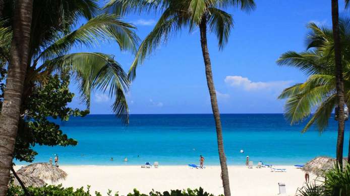 Las 20 Mejores Playas del Caribe | Costa Cruceros