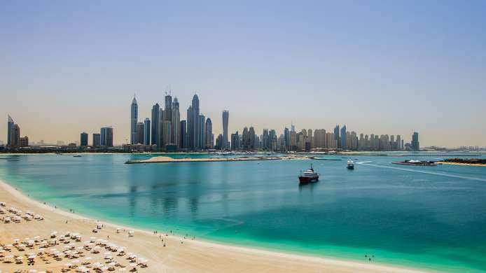 Las 13 playas más bellas de Dubái | Costa Cruceros